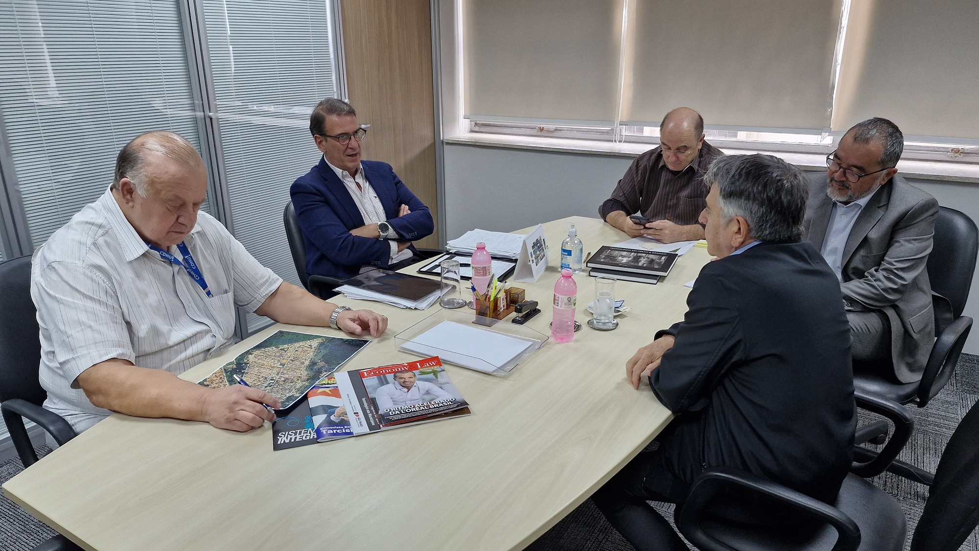 Regularização fundiária: Luciano Almeida se reúne com presidente da ...